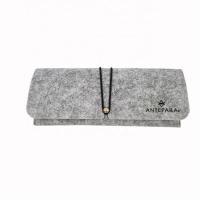 China Convenient Custom Safety Felt Eyeglass Case Reader Eyeglass Case 180*72*23mm for sale