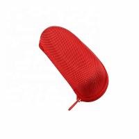 China Customised Oxford Cloth Sunglass Cases Zip Up Glasses Case Anti Pressure for sale