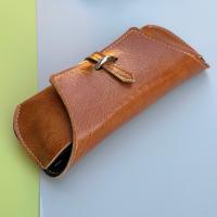 China Imitation Leather Flocking Foldable Eyeglass Case Bag Damage Resistant for sale