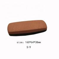 China PU Leather Hard Metal Glasses Case 160*66*39mm Excellent Impact Resistance for sale