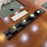 China Convenient Track Trail Electrical Power Socket for Wall Mounted Kitchen and Desk for sale