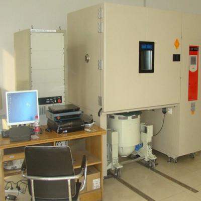 China Custom AGREE Chambers with Both Vertical and Horizontal Vibration Systems for sale