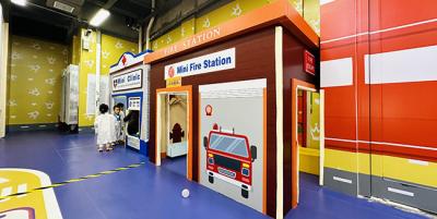 China Mini Clinic Role Play Set for Toddlers Indoor Playground for sale