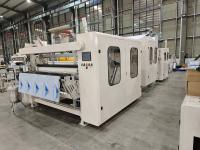 China Good price maxi tissue paper towel roll making machinery with flexographic color printing for sale