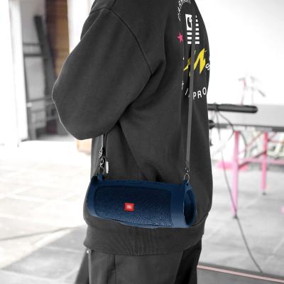China Silicone Protective Case for JBL Charge 4 Bluetooth Speaker with Carabiner Handle for sale