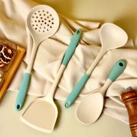 China Food Grade Silicone Kitchen Utensils Set 4 Piece Non Stick Spoon Shovel Strainer Rice Spoon High Temperature Resistant for sale