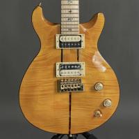 China Custom Santana Retro Electric Guitar Flamed Maple Top Veneer HH Pickups 22 Frets Tremolo for sale