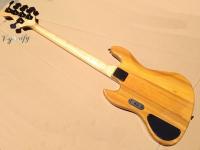 China Flame Maple 5 String Electric Bass Guitar Ashwood Body 20 Fret Maple Fingerboard for sale