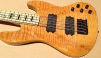 China Flame Maple 5 String Electric Bass Guitar Ashwood Body 20 Fret Maple Fingerboard for sale