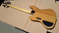 China Flame Maple 5 String Electric Bass Guitar Ashwood Body 20 Fret Maple Fingerboard for sale