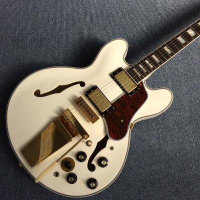 China Hollow Body Jazz Electric Guitar 22 Fret Ebony Fingerboard Tremolo System White for sale
