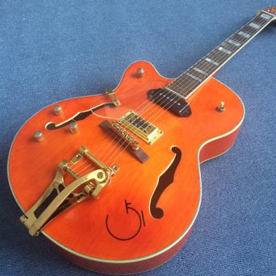 China Hollow Body Jazz Electric Guitar Double F Holes 22 Fret Ebony Fingerboard Tremolo System White for sale