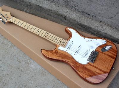 China Natural Mahogany Body Electric Guitar SSS Pickup Maple Fingerboard 22 Frets for sale