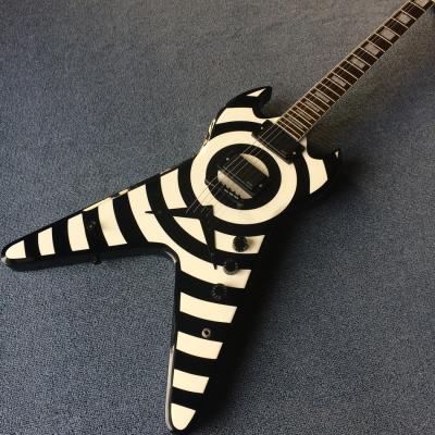 China Custom V Style Electric Guitar Rosewood Fingerboard 22 Fret Mahogany Body for sale