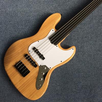 China Custom 5 String Bass Guitar Ebony Fingerboard 22 Fret Mahogany Body Brazil Wood Bow for sale