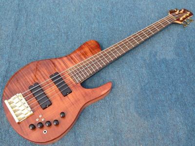 China Custom 5-String Bass Guitar Flamed Maple Top Neck Through Body 24 Frets Gold Hardware for sale