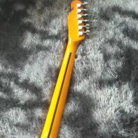 China Custom HAnderson Hohner Madcat Vintage Electric Guitar 22 Fret Mahogany Body Flame Top for sale