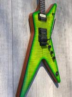 China Custom Flamed Maple Top Electric Guitar with Floyd Rose Tremolo 22 Fret Mahogany Body for sale