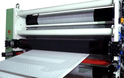 China DMFJ-2600/3000 Kitchen Towel Toilet Paper Production Line - 220m/min Speed, 5-7 Tons/Day Capacity for sale