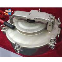 China Customized Spare Parts of Manhole Cover and flange with Big Plate is used the Plate to Punch Forming for sale