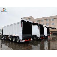 China 31m3 Van Type Container Dump Trailer With Automatic Conveyor Belt for sale