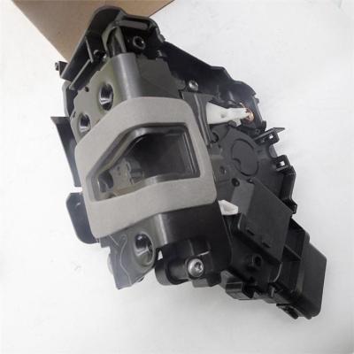 China Focus Canopy Front Door Lock 3M5AR21813UB for sale