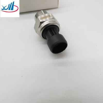 China good performance oil pressure sensor VG1092090311 for sale