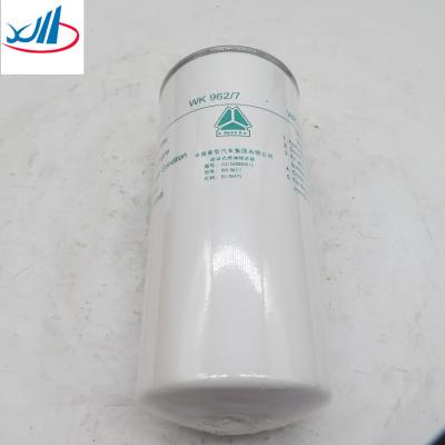 China Best price truck engine oil filter VG1560080012 for sale
