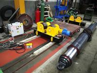China Conventional Welding Rotator Small Diameter Shaft Welding Rollers With Steel Wheels for sale