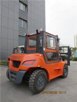 China Outdoor Use Diesel 5 Ton Forklift With Excellent Operating Time On Sale for sale