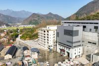 China Overhead Belt Concrete Mixing Plant 300m3/H For Cement Water Admixtures for sale