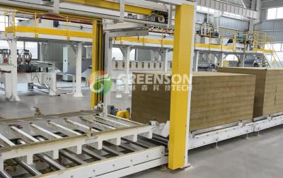 China Fully Automatic PIR Sandwich Panel Production Line For 40-300 Mm Thickness And 950-1200 Mm Width Roof & Wall Panels for sale
