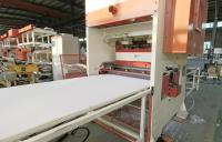 China PLC Control 200t Pressure Perforation Machine with Customizable Hole Shapes for Board Punching for sale