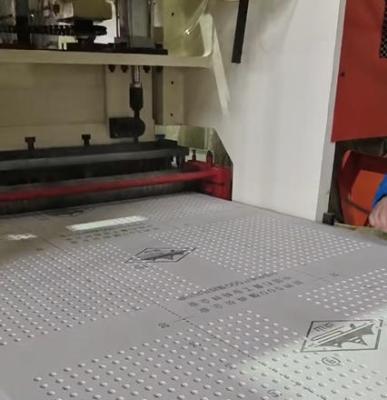 China Professional 160 Tons Pressure 11 KW Power Drywall Hole Puncher With Multiple Hole Shapes For Gypsum Board And Fiber Cement Panel for sale