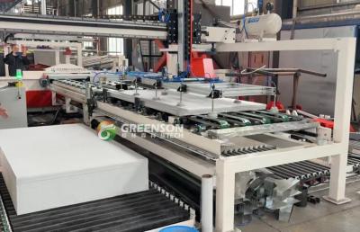 China PLC Controlled High Capacity Gypsum Board Sawing Line With Dust Free Operation for sale