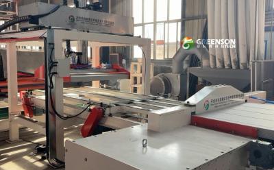 China Automatic Feeding Gluing Sawing Stacking Dunnage Machine for sale