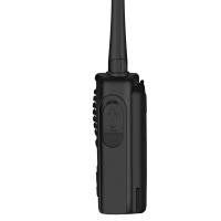 China 3-10KM Talk Range Digital DPMR Commercial Two Way Radio Walkie Talkie For Mag One VZ-D135 for sale