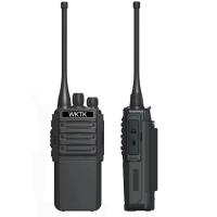 China Portable VHF UHF Two Way Radio 3W Output Power Perfect for Hotel Restaurant Intercoms for sale