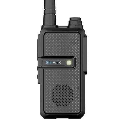 China 128 Storage Channel Senhaix 3520 High Power Walkie Talkie with 2200mAh Battery Capacity for sale
