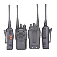 China Custom 1-3km Wireless Handheld Walkie Talkie with VOX Function and 8-12km Talk Range for sale