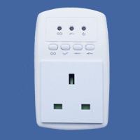 China Wireless smart switch socket in Wireless frequency of 868MHz in Size 105*65*36mm for sale