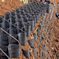 China 330mm-1000mm Welding Distance HDPE Geocell for Slope Protection Honeycomb Design for sale