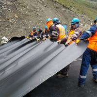 China Fish Pond Liner 1mm HDPE Geomembrane Ideal for Geomembranes and Landfill Construction for sale