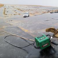 China 1.5mm HDPE Geomembrane for Artificial Lake Landscape River Levee Channel Onsite Training for sale