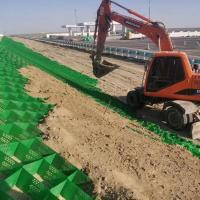 China 330mm-1000mm Welding Distance Geocell for Retaining Wall High Strength and Smoothness for sale