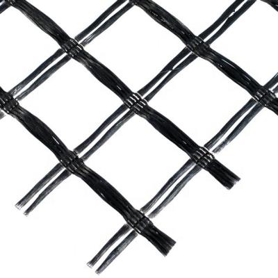 China 100m/roll PET Warp Knitted Geogrid for Retaining Walls Construction for sale