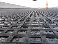 China Fiberglass Geogrid for Chinese Design Style Asphalt Reinforcement Onsite Installation for sale