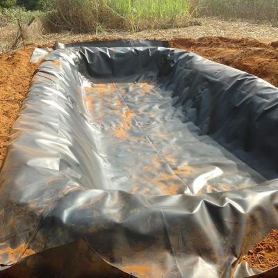 China 2m-8m Width 1.5mm HDPE Geomembrane for Mining in The Philippines 100% Virgin Material for sale