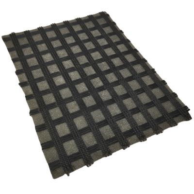 China Road Reinforcement 100-100kn Fiberglass Geogrid Composited with 50g Nonwoven Fabric for sale