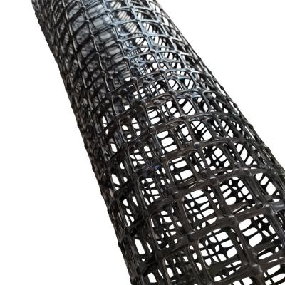 China Plastic PP Biaxial Geogrid 3030 Chinese Design for Civil Engineering Construction for sale